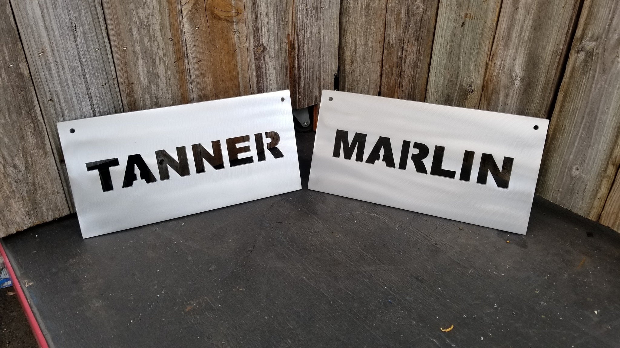 Metal Plate W/ Name - Advanced Metal Art